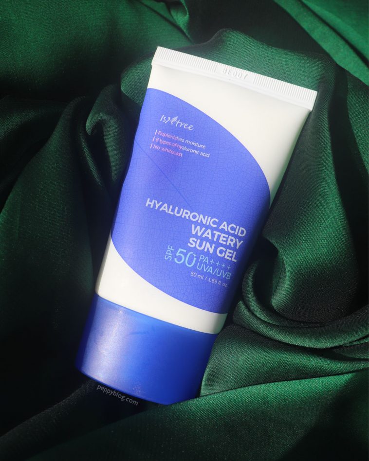 ISNTREE Hyaluronic Acid Watery Sun Gel Review | SPF 50 PA++++ - Peppy Blog